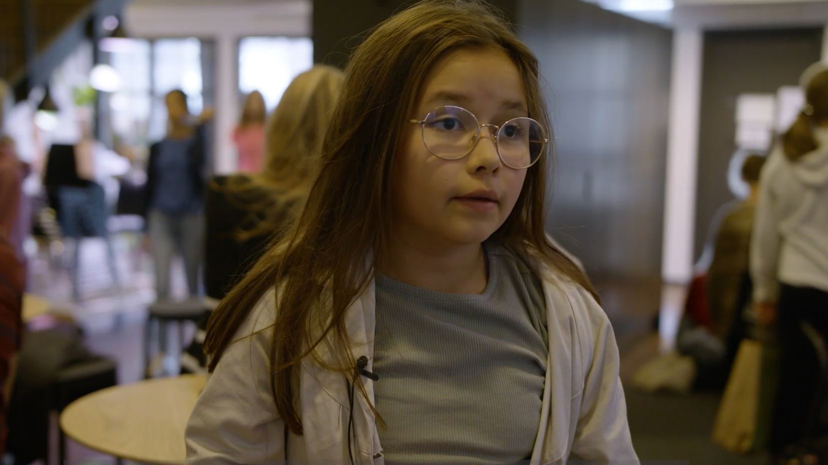 Out of the Blue, Meet the Children's choir