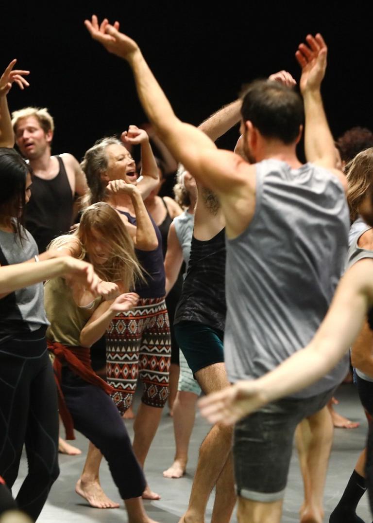 Gaga People-workshop | Skånes Dansteater